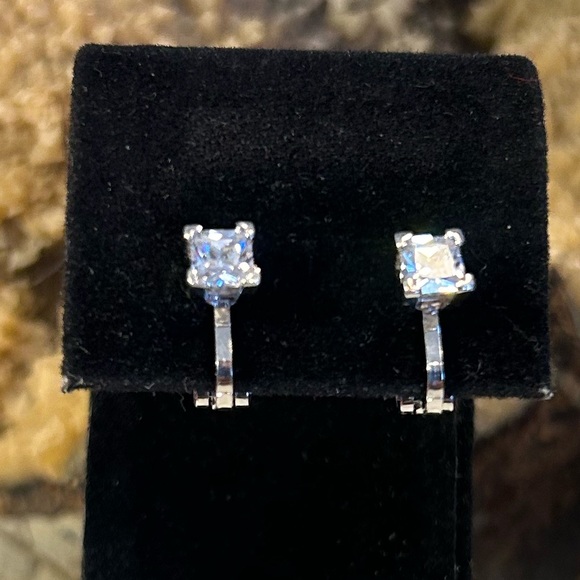 Vintage | Jewelry | Silver Tone Clip On Vintage Rhinestone Earrings ...